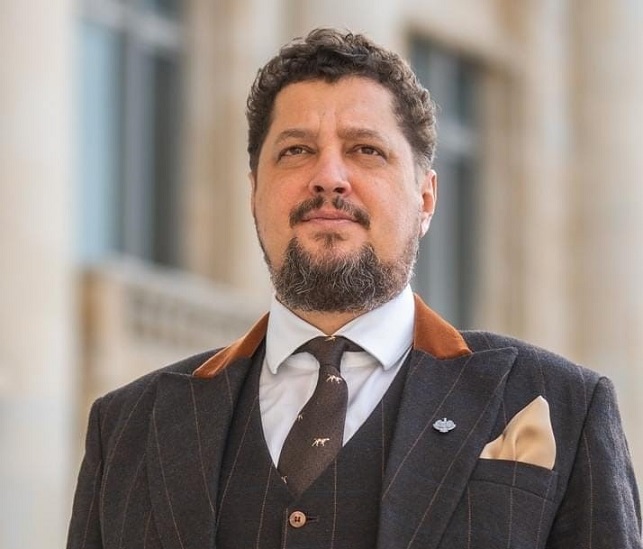 34 de ani de la sfîrșitul unei epoci și nașterea alteia - Claudiu Târziu