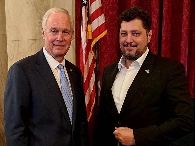 În Senatul SUA - Claudiu Târziu