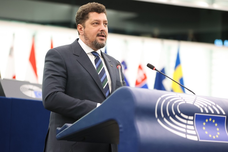 Adevărul despre primul atentat din România, dezvăluit în PE - Claudiu ...
